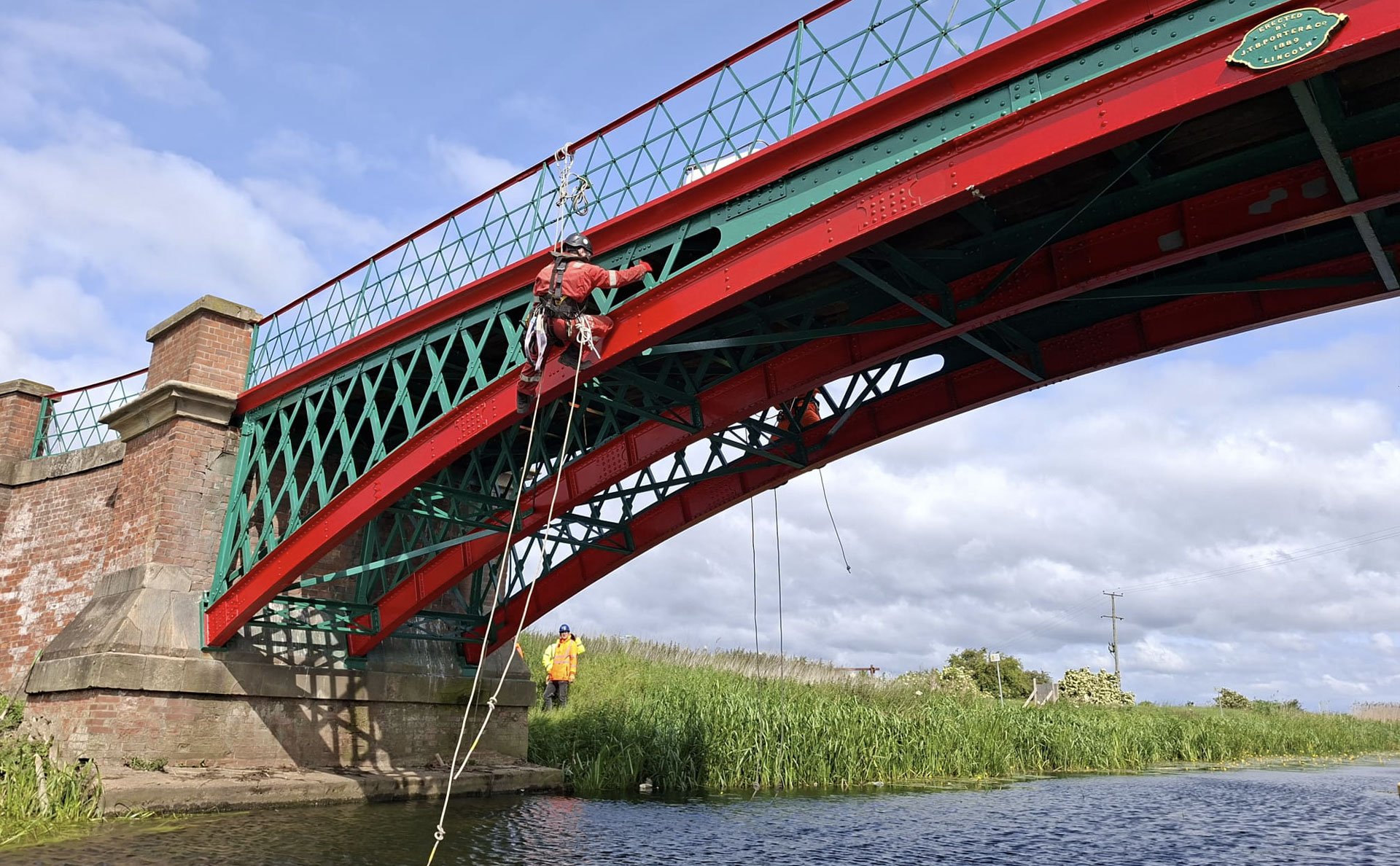 Hibaldstow Bridge - Sentry Boats